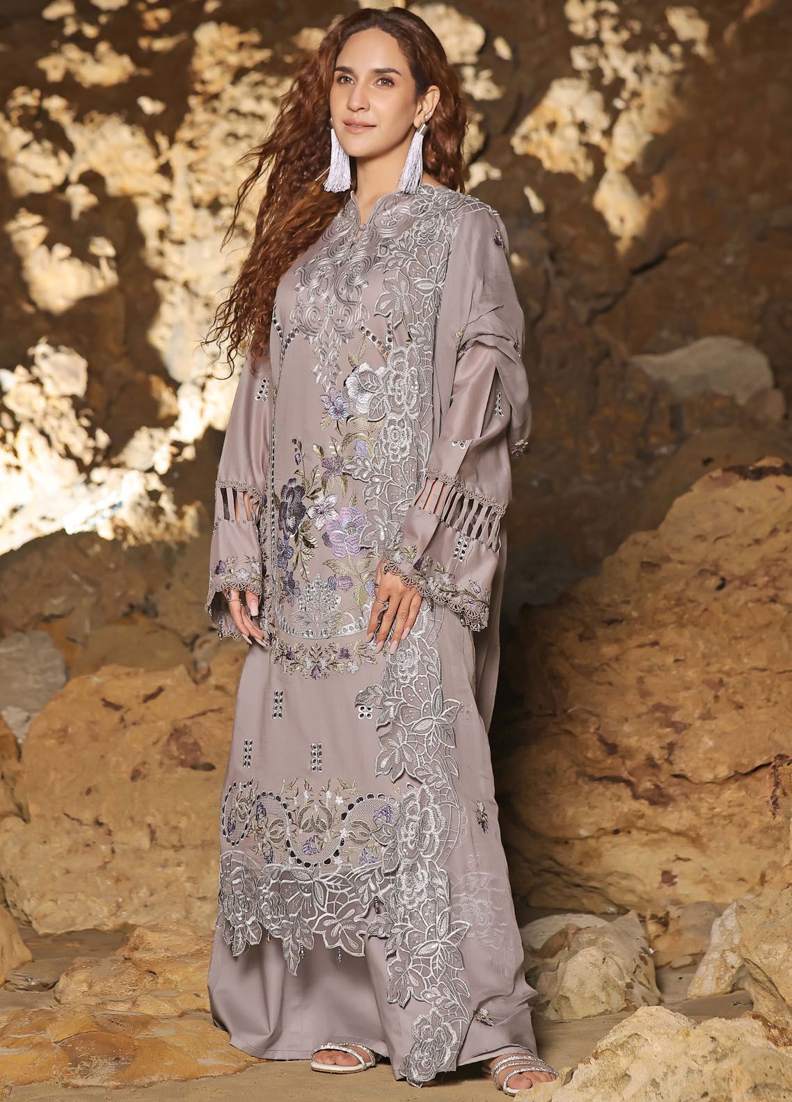 Afsoon By Humdum Embroidered Lawn Suit Unstitched 3 Piece HD24AL D-09 - Summer Collection