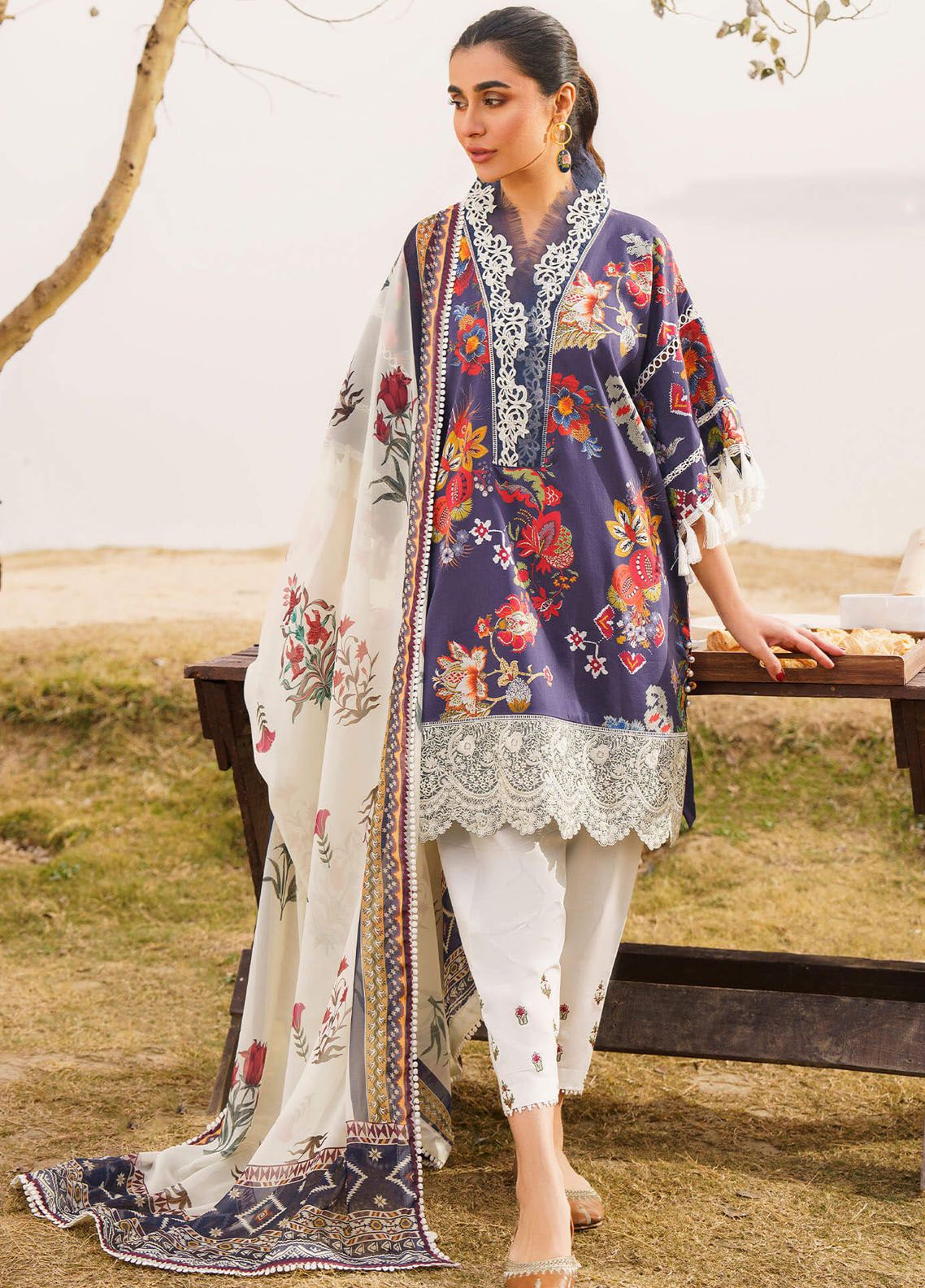 Meraki By Asifa and Nabeel Embroidered Lawn Suits Unstitched 3 Piece ...