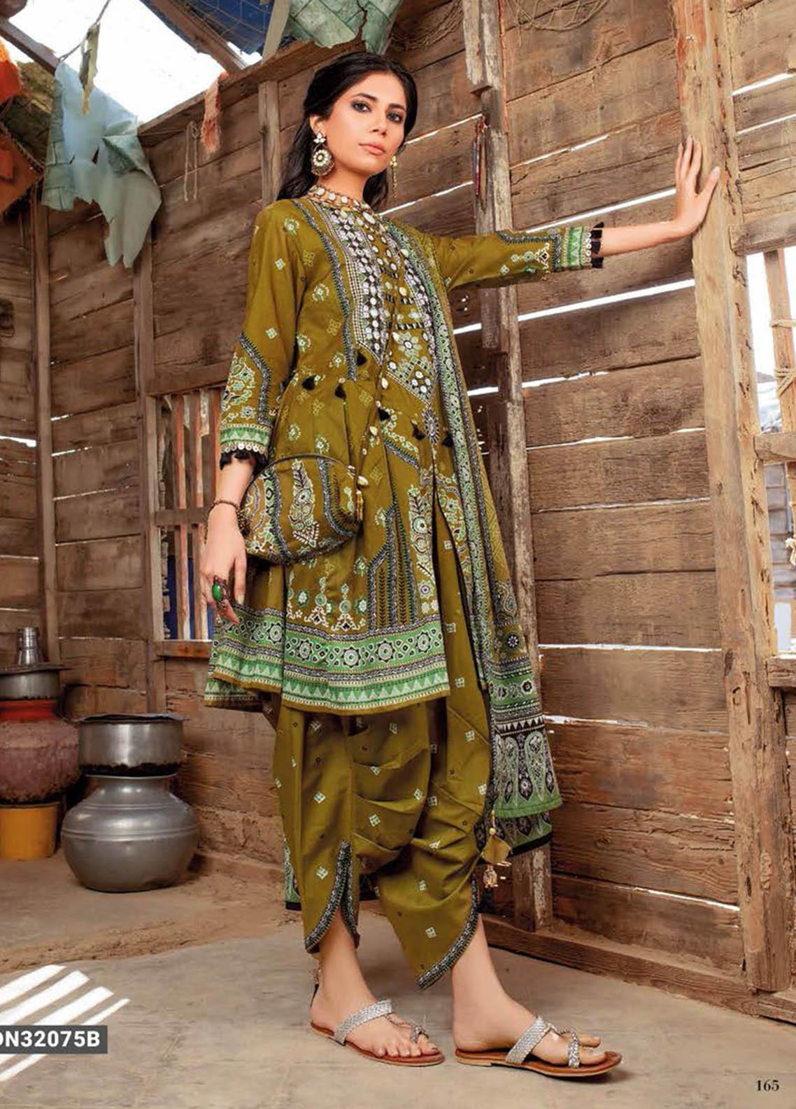 Essential Lawn By Gul Ahmed Embroidered Lawn Suits Unstitched 3 Piece ...